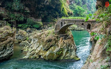 马岭河峡谷：瀑布成群，峡谷如画，被誉为地球上最美丽的疤痕 知乎