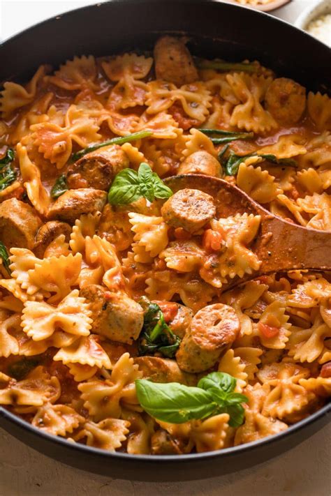Italian Chicken Sausage Pasta In 25 Minutes Nourish And Fete