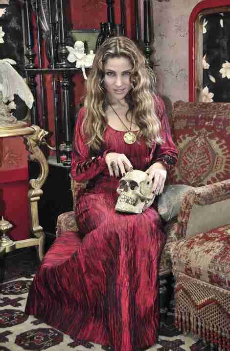 X Girl Elsa Pataky Play Reactor