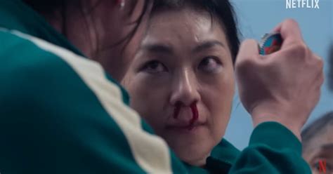 박성훈에 뺨 맞아 쌍코피 터진 채국희 실제로 때려 무릎 꿇고 사죄해” 오징어게임2