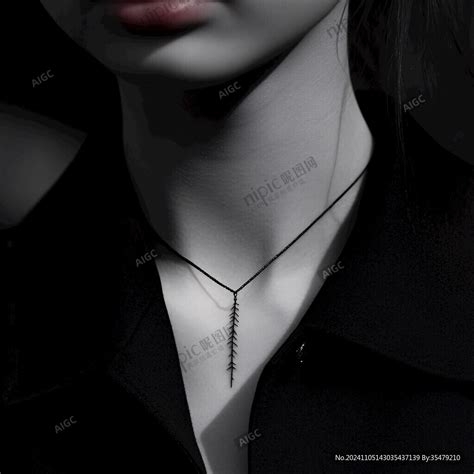 Ai创作图钻石项链广告创意 高清项链素材 个性项链 项链轮播海报 时尚贵气女款项链 18k套链 时髦百搭长项链 长款水晶项链 18k钻石套链 首饰水滴项链 百搭女士毛衣链 时尚k金套链 锁骨链