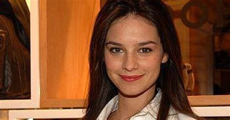 송중기 연인은 英배우 출신 케이티 사운더스 송중기 측 확인 불가 [공식]