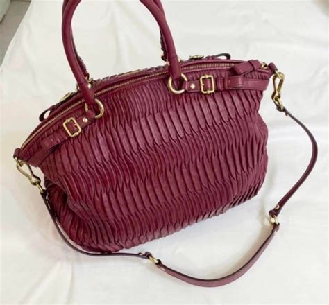 코치 숄더백 탑핸들 가방 헬로마켓