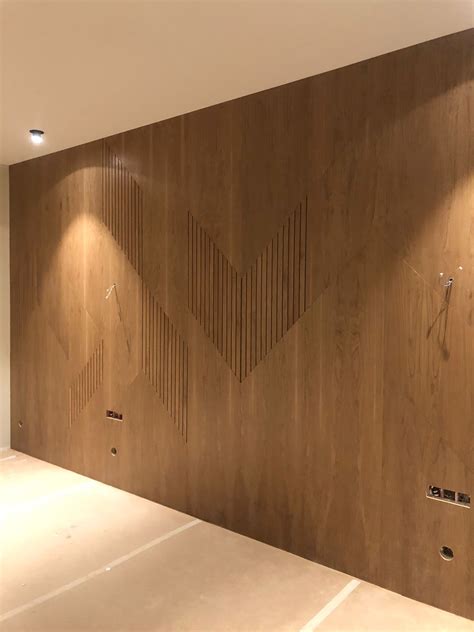 Заказать шпонированную панель в Москве для стен и потолков Enaki