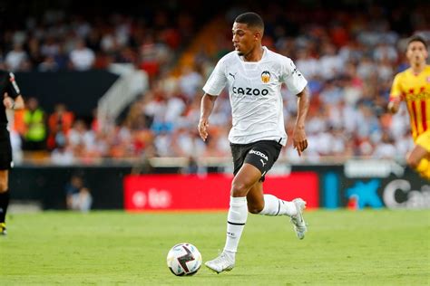 Valencia Cf Samuel Lino El último Pasajero Del Trasvase De Jugadores Entre Valencia Y Atlético