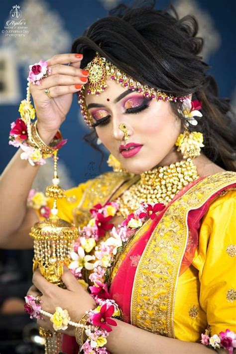 Pin By Zemirah Lissette On Holud Mehendi Indian Bridal Makeup