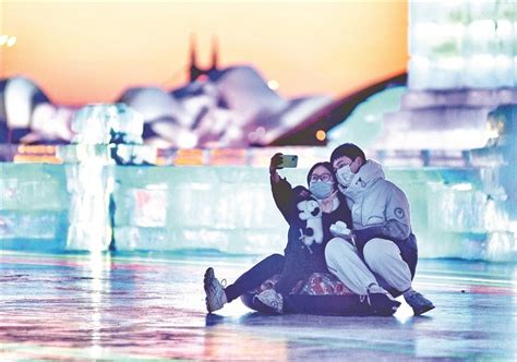 冰雪大世界和太阳岛雪博会闭园 龙江冰雪季丨美景暂离去 再见在今冬腾讯新闻