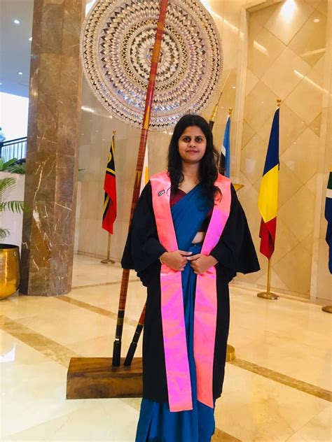 Shehani Jayarathna On Linkedin Gratuation Day Completed Anthropology Special Degree In
