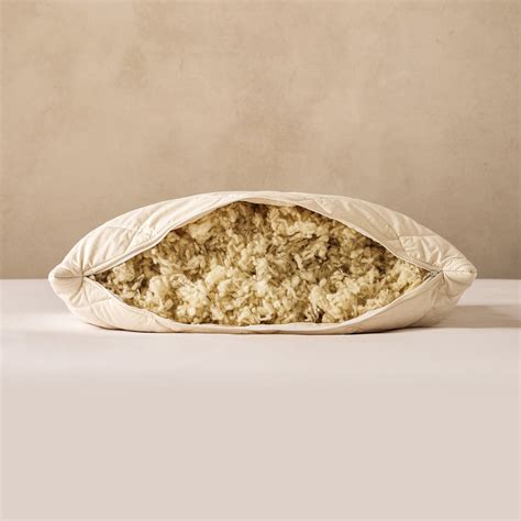 Wool Vs Polyester Differences Benefits And Uses Woolroom