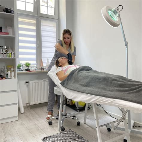 Косметолог Анна Кившар Основные ошибки в уходе за проблемной кожей