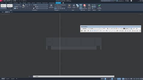 Mtext Width Resizer Arrow Takes Up The Majority Of The Screen Autocad