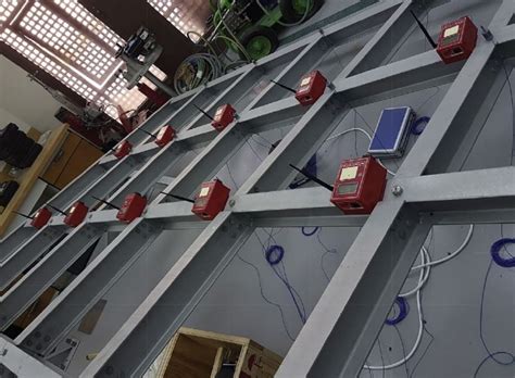 Wireless And Real Time Structural Damage Detection A Novel Decentralized Method For Wireless