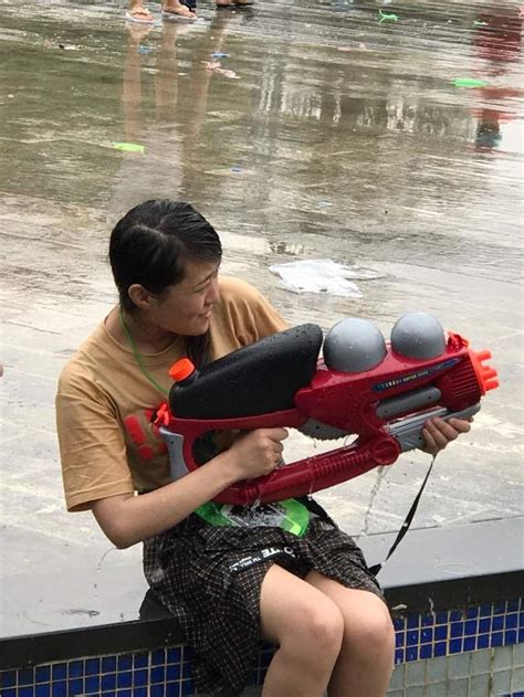 雲南之行西雙版納瘋狂的潑水節你見過嗎 每日頭條