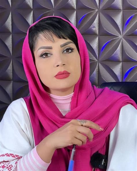 دکتر پریسا نصری نویسنده کتاب هنر زن بودن