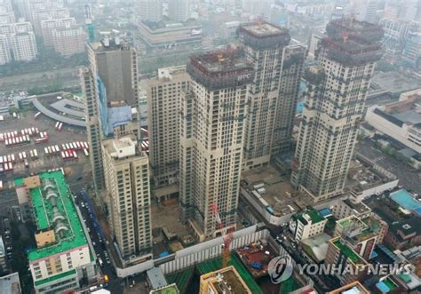 Hdc현산 주민 반발에 광주 화정아이파크 지상층 전체 철거 파이낸셜뉴스