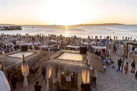 Enjoy Punta Del Este Y La Choza De Mar Se Unieron Para Ofrecer Atardeceres Nicos Infobae