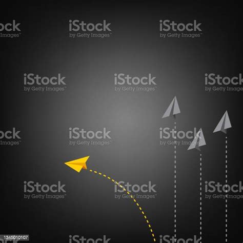 비행 종이 비행기 새로운 아이디어 변화 추세 용기 창의적인 솔루션 혁신 및 독특한 방법 개념 Revolution에 대한 스톡 벡터 아트 및 기타 이미지 Istock