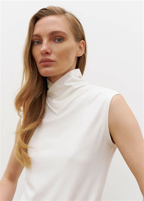 Misha D Image Front Management