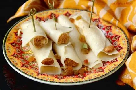 Patishapta Pitha Recipe Authentic Bengali Sweet Crepes Recipe