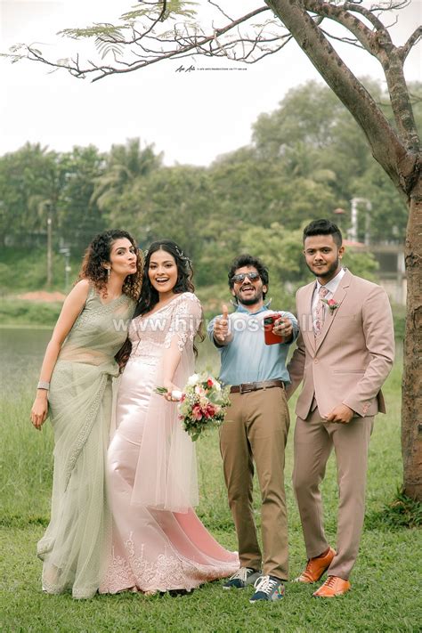 පාසල් කාලයේ දී ඇතිවුණු ප්‍රේමයට අපි ඉතින් ආශීර්වාද කළා ” ගායන ශිල්පිනි අමිලා නදීශානිගේ