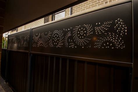 Fence Topper Fanfare Pattern Iron Bark Metal Design