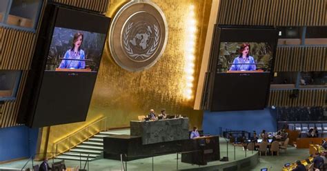 안보리 ‘러 침략 뺀 우크라전 결의안 채택