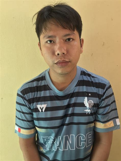 Nữ công nhân bị đồng nghiệp hiếp dâm trong nhà vệ sinh