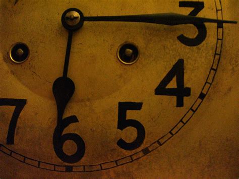 Taming Asynchronous Programming Beyond Promises