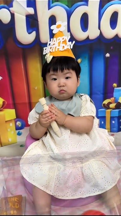 돌잡이 손녀 금 엽전 건강이 최고당 할아버지 Youtube