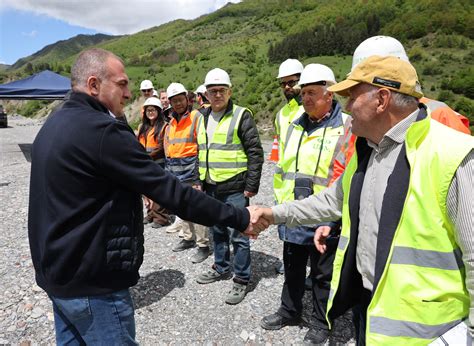 საქართველოს ქვეშეთი კობის მაგისტრალური გზისა და გვირაბების მშენებლობა გრძელდება 🟨 ვიმყოფებით
