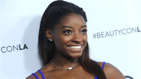 Simone Biles Height In Cm Feet And Inches Weight And Body