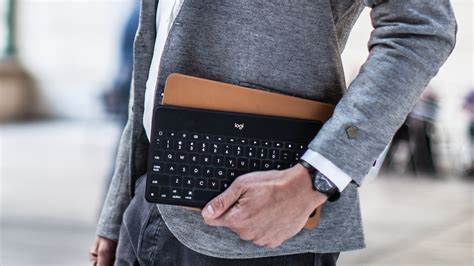 Logitech Keys To Go Portable Wireless Keyboard For IOS Android Windows