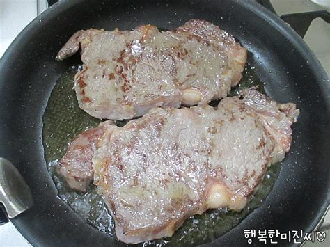 채끝등심 스테이크 샐러드