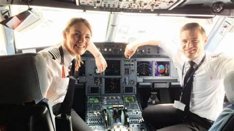 Perbedaan Pilot Dan Co Pilot Dilihat Dari Tugas Mereka Saat Menerbangkan Pesawat Paragram Id