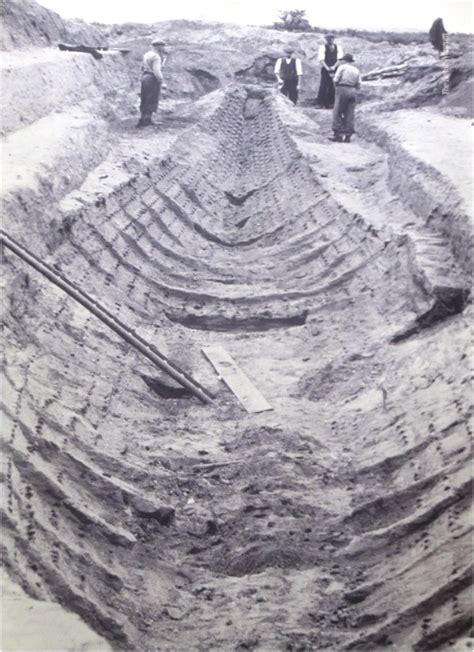 Sutton Hoo Dig Have Bag Will Travel