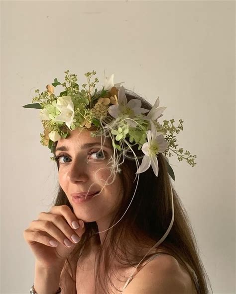 미드썸머 Kong Min Seon 캐나다에서 오신 두분과 이틀동안 6가지 아이템을 수업했어요 그 중 하나였던 화관