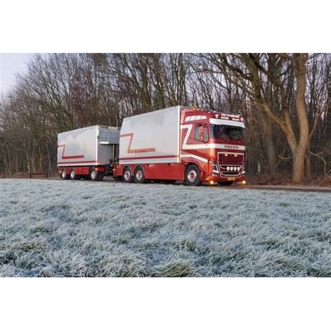 Tekno 84497 Volvo Fh04 Globetrotter 6x2 Combi Gandj Van Leeuwen