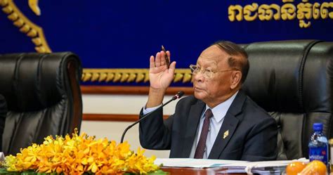 សម្ដេចអគ្គមហាពញាចក្រី ហេង សំរិន អញ្ជើញជាអធិបតីបើកកិច្ចប្រជុំគណៈកម្មាធិការអចិន្ត្រៃយ៍រដ្ឋសភា