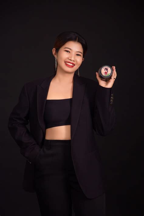 အညာမြေ ရှားစောင်းလက်ပတ် ချက်ဆေး မြစ်ကြီးနား ကိုယ်စာလှည် အညာမြေချက်ဆေးမှာယူစားသုံးလို့ရပါပြီ