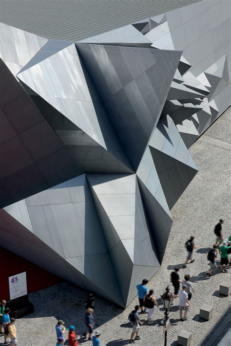 Pavilion 21 Mini Opera Space — Coop Himmelb L Au