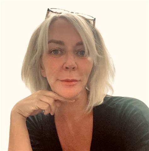 Lisa Horton Crafts Fundamentals Die Set Nested Corner Triangle 6 Di