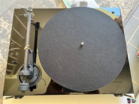 Music Hall MMF 3.3 Black Photo #4465032 - US Audio Mart