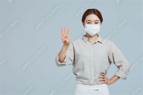 마스크 방호용품 코로나바이러스 바이러스 코로나19 코로나바이러스 사회적거리두기 사회이슈 감기예방마스크 마스크 감기 이미지 Jv12080871