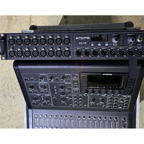 M32 R Stage Dl16 Midas Console Alv France