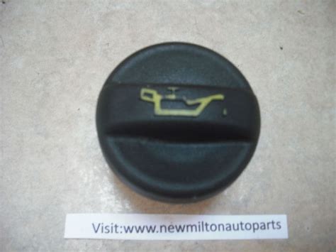 A Genuine Ford Focus And C Max Deisel Engine Oil Filler Cap