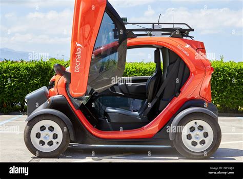 Twizzy Electric Vehicle Researchers Work In Two Electric Cars The