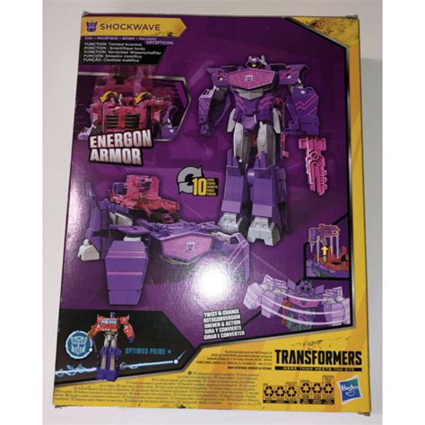 Машинка трансформер Hasbro Transformers Кибервселенная Атакер E7113 Transformers Cyberverse