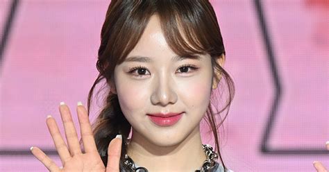 피프티 피프티 새나 핑크빛 리더 [포토엔hd]