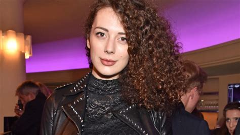 Ex Dschungelcamperin Leila Lowfire Zeigt Ihren Krassen After Baby Body