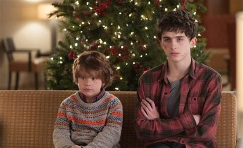 НАЙКРАЩІ НОВОРІЧНІ ФІЛЬМИ ЩО ПОДИВИТИСЬ НА ЗИМОВІ СВЯТА Між нами дівчатками